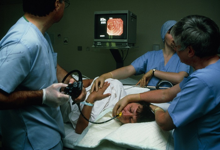 Fiberoptic bronchoscopy: What is it? History, Purposes, Preparation ...