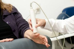 Paraparesis: Definition, Causes, Symptoms, Diagnosis and Treatment ...